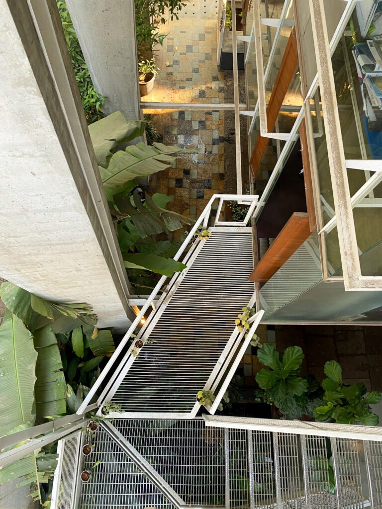 Funktion Design Studio: A Floating Box of Innovation - SSMB